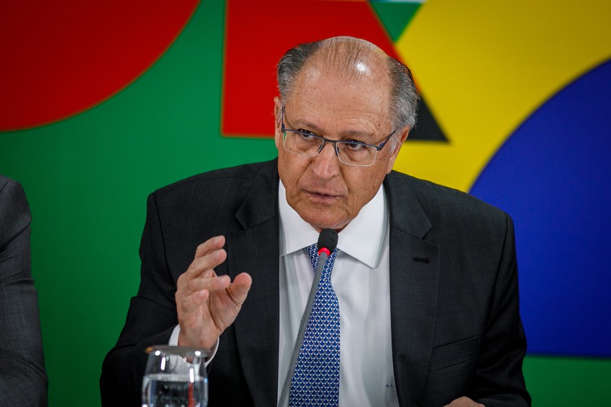 Alckmin descarta risco de faltar energia no Brasil, mas reconhece maior ...