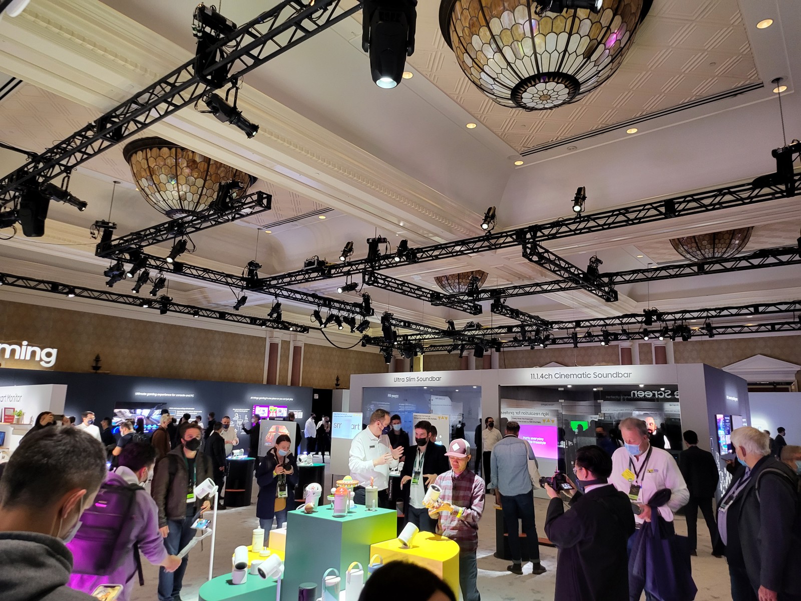 Martin Pope, que criou a tecnologia Oled, usada em TVs, celulares e ...