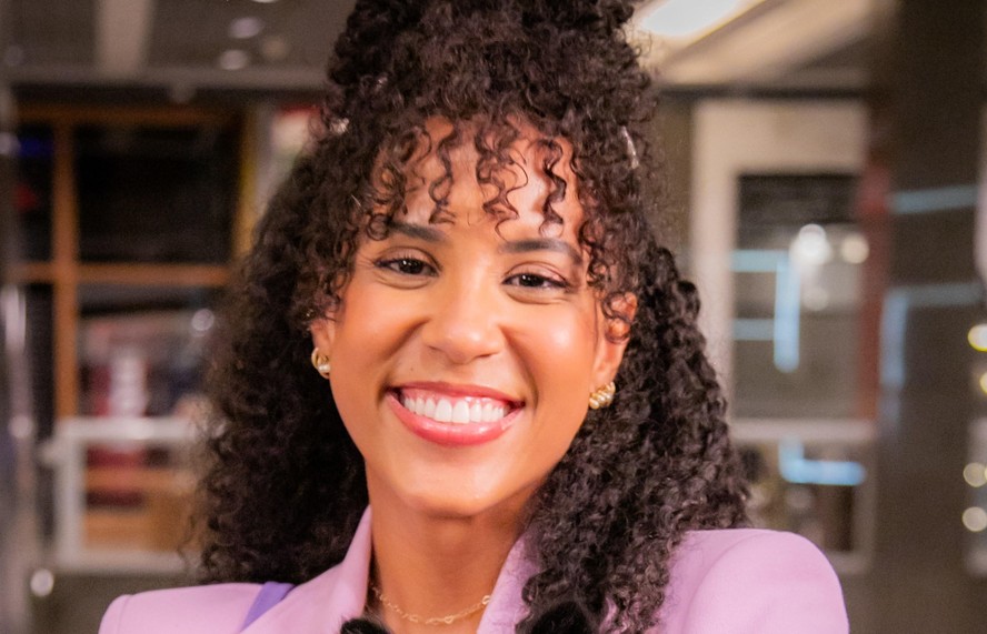 'Família é tudo': Ramille será cantora que terá dois dançarinos ...