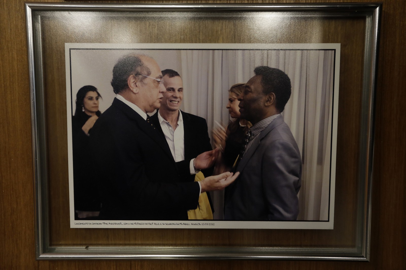 PGR livra Gilmar Mendes de investigação por decisões sobre CBF