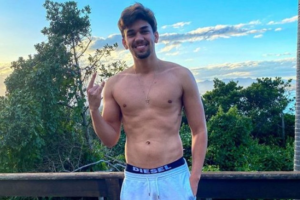 Quem é Lyandra Costa, filha do cantor Leandro que se tornou médica ...