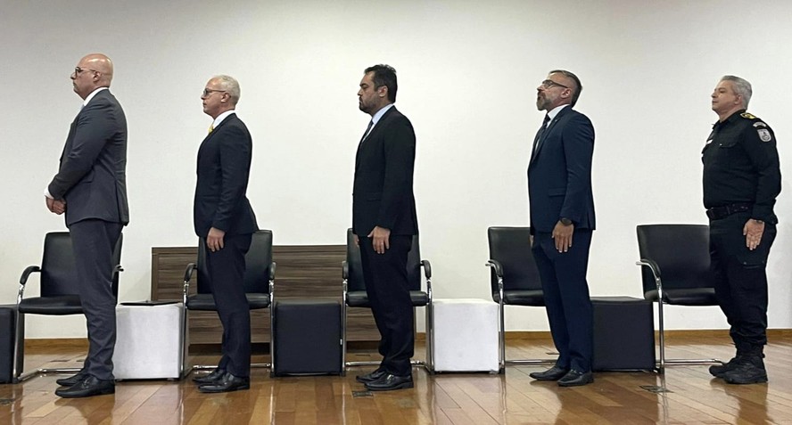 Curi toma posse como secretário de Polícia Civil e diz que o combate a ...