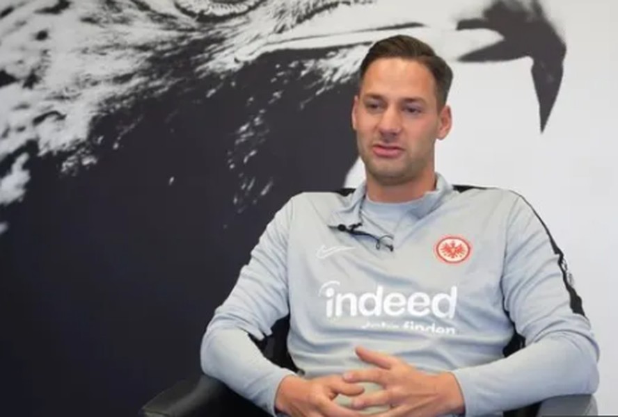Eintracht Frankfurt lamenta morte de jovem treinador aos 33 anos; clube ...