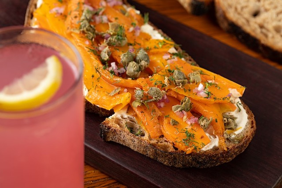 A cenoura é hit! Do brunch à sobremesa, legume se destaca em cardápios