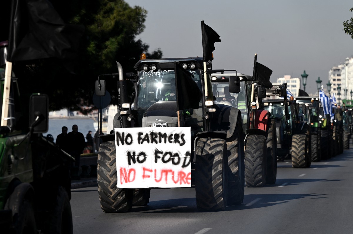 Protestos de agricultores se espalham na Europa, e manifestantes exigem ...