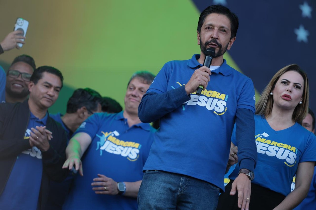 Marcha para Jesus tem aplausos a Bolsonaro, forte presença de políticos ...