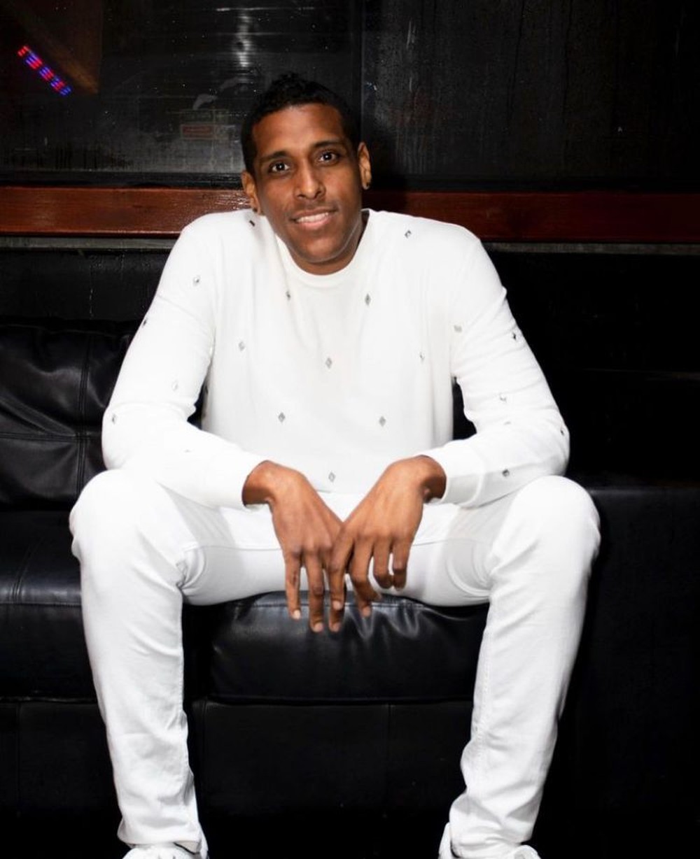 Mikaben: saiba quem era o cantor haitiano que morreu no palco, durante ...