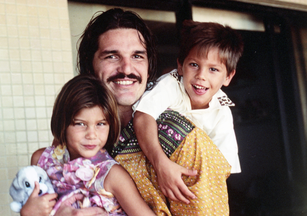 ‘Eu sinto ele comigo’, conta Rômulo Arantes Neto sobre pai, morto em ...