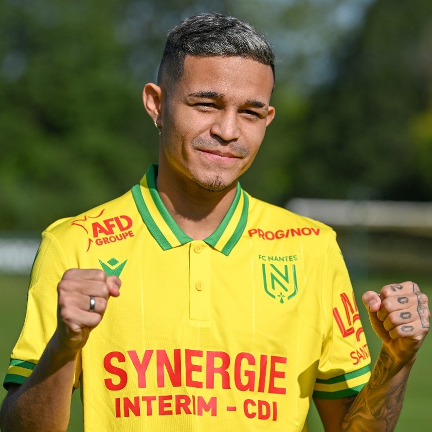 Proposta do Vasco por Adson, ex-Corinthians, seria de quase R$ 32 milhões