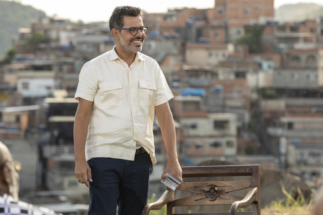 Gravado na Igreja da Penha, programa 'A roda', da TV Globo, homenageia o samba e o Cacique de Ramos