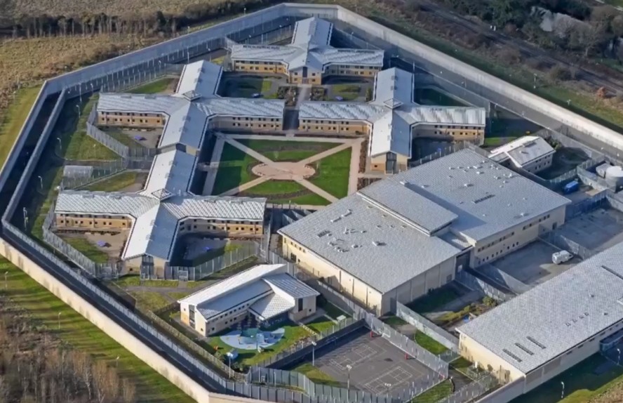 HMP Bronzefield: como é a prisão onde está brasileira acusada de ...