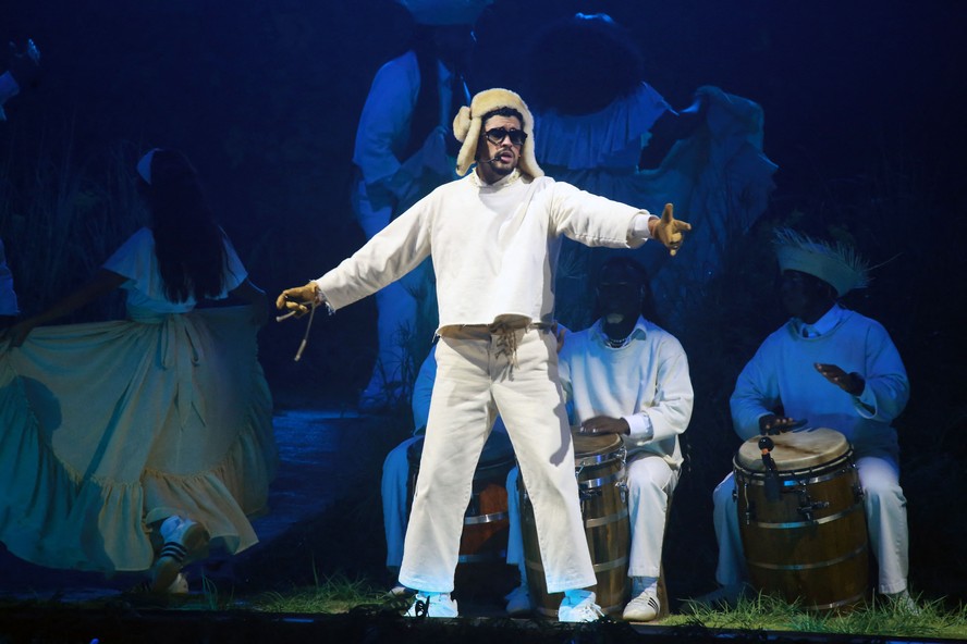 Bad Bunny no Super Bowl: Show do cantor será o primeiro da história do ...