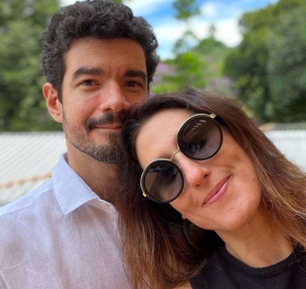 Paola Carosella fala da estreia no GNT, dos planos na TV e do namoro