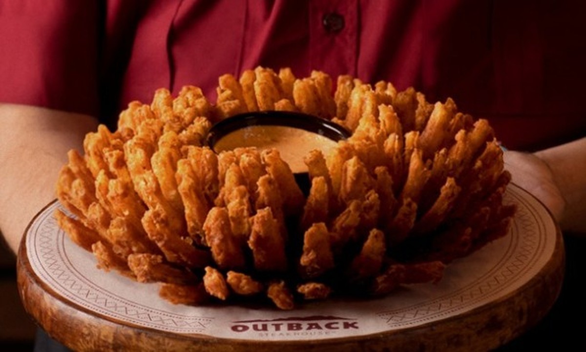 Outback Steakhouse chega ao Caxias Shopping