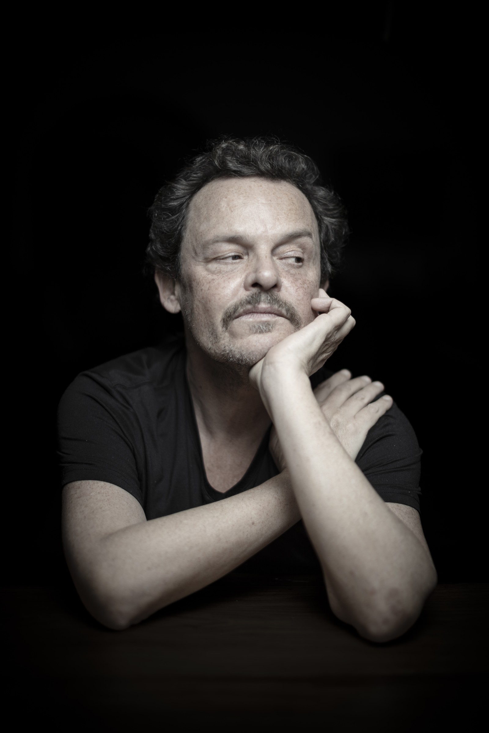 Trabalhador, ex-boêmio e 'antifamília', Matheus Nachtergaele celebra ...