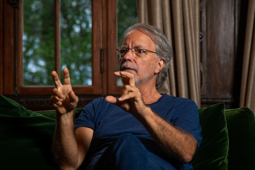 Moçambicano Mia Couto ganha Prêmio FIL de Literatura 2024