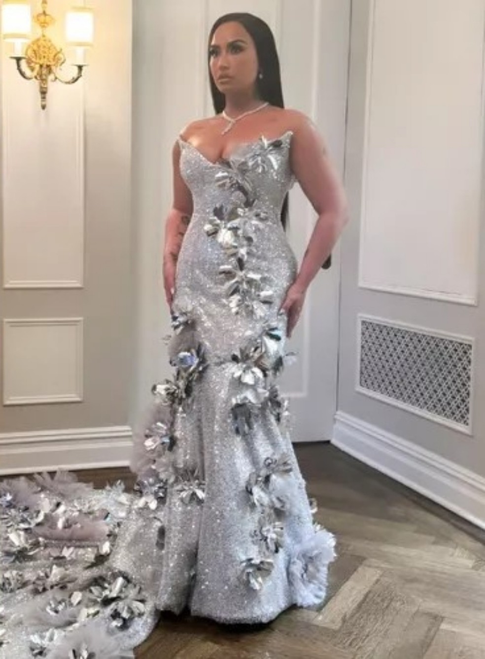 Demi Lovato Sem Maquiagem 2024 Mineira Paloma Silva Chama Atenção