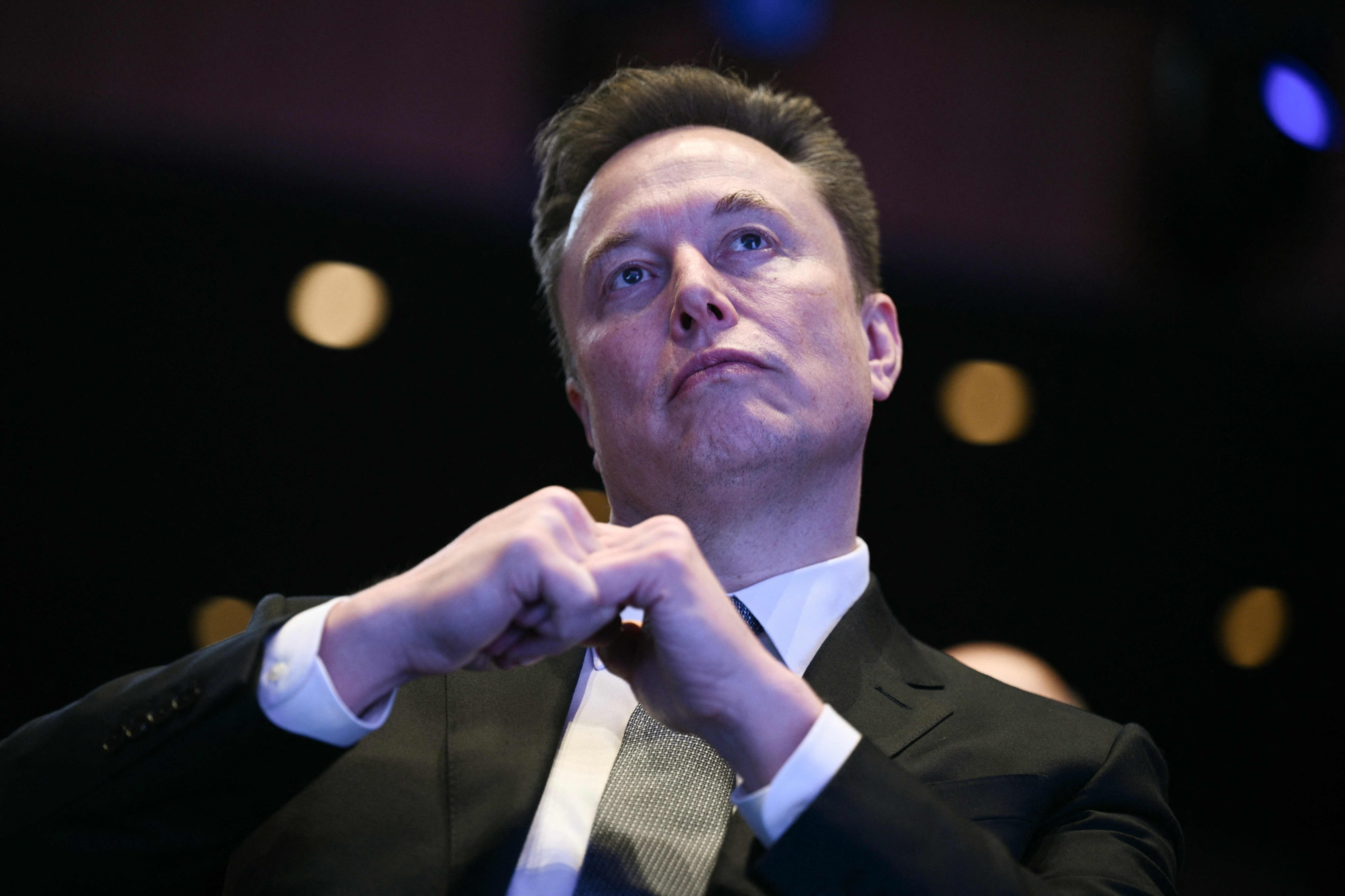 Elon Musk, o trilionário: fortuna inédita ampliou influência na ...