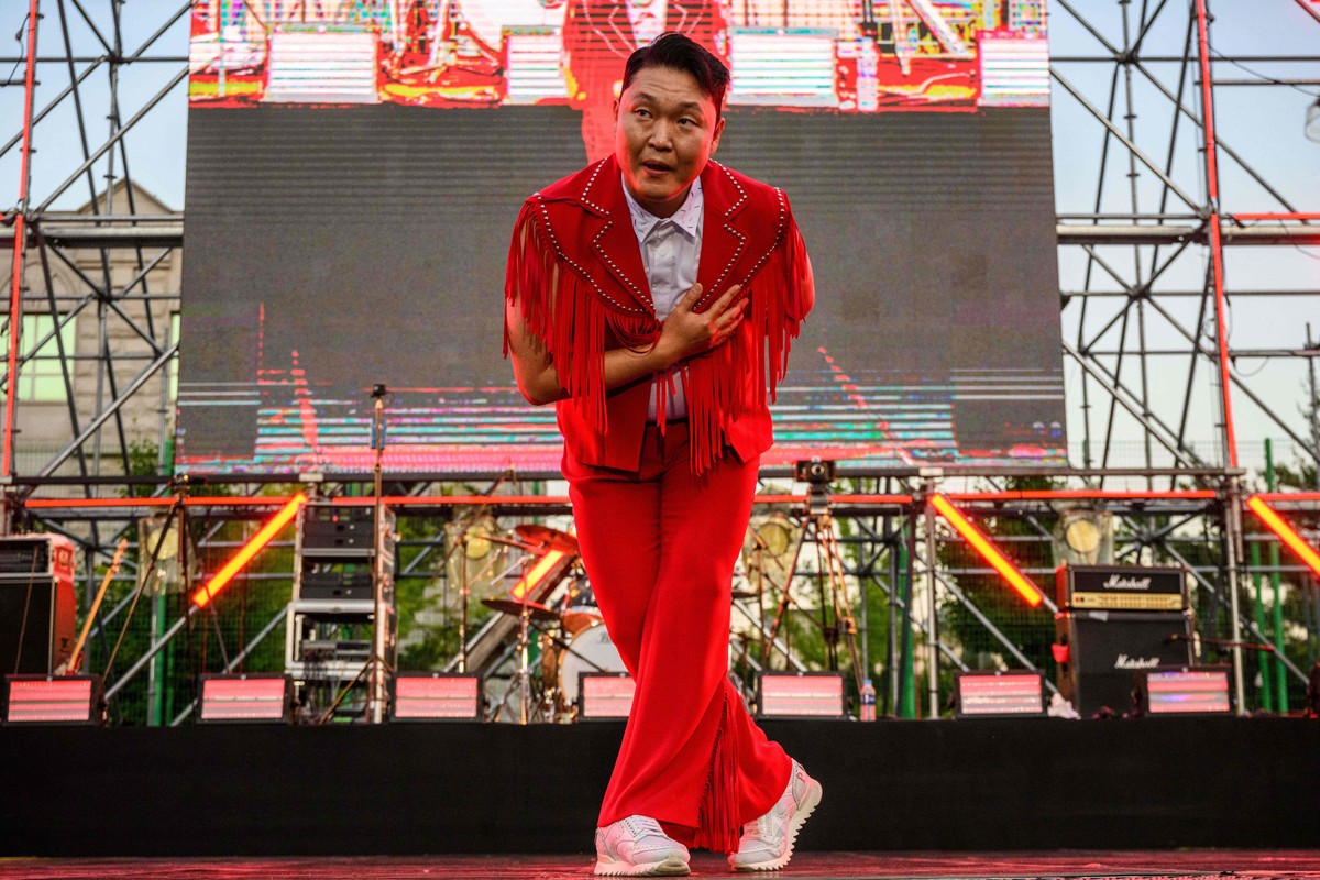 Dez anos após sucesso de 'Gangnam Style', Psy diz ser 'mais feliz do ...