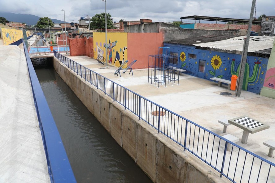 Pavuna ganha nova área de lazer após obras de drenagem