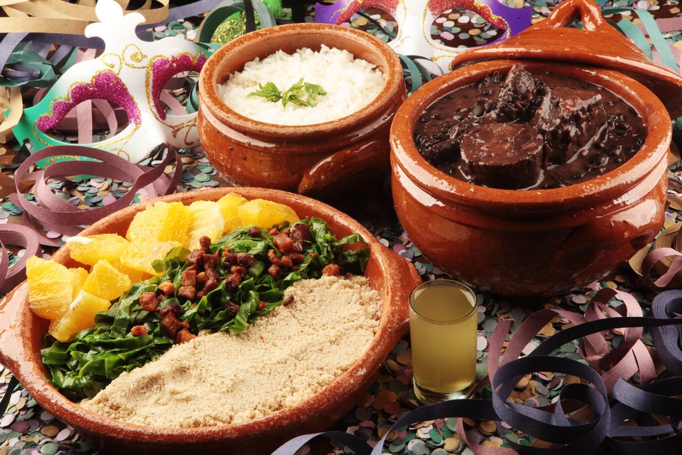 É carnaval: confira a agenda das tradicionais e deliciosas feijoadas