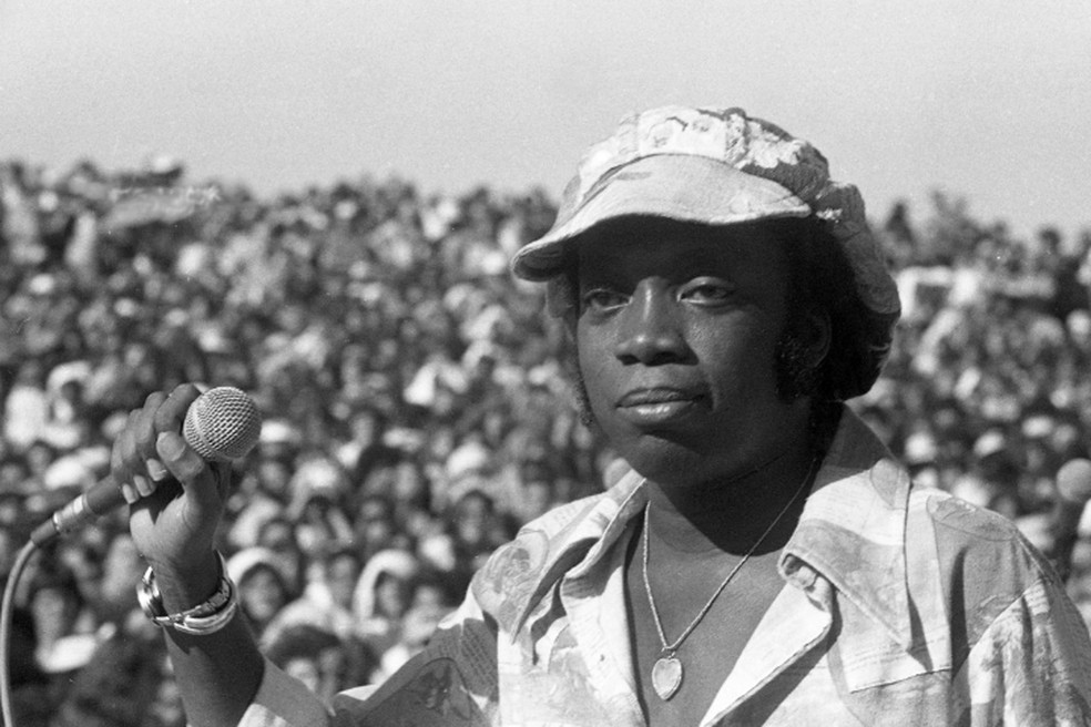 O GLOBO 100 anos: Um álbum de retratos da MPB quando jovem