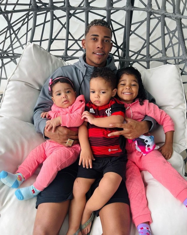 MC Poze do Rodo é pai pela quarta vez