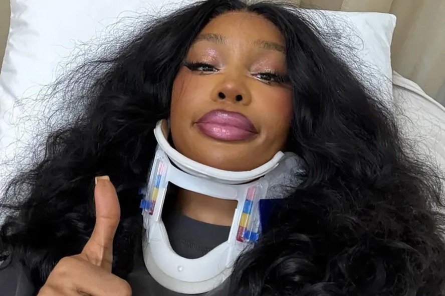 SZA revela que passou 30 dias em ashram na Índia após sofrer duas ...