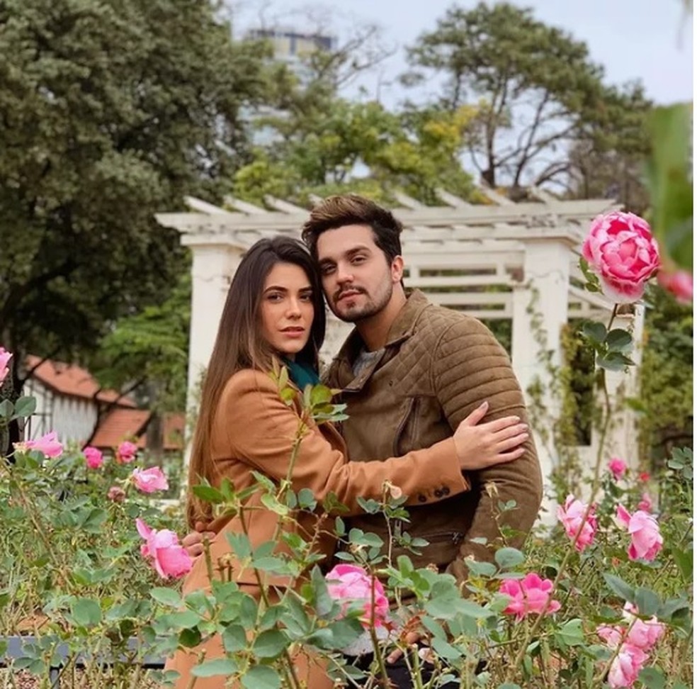 Nasce Serena, a primeira filha de Luan Santana e Jade Magalhães