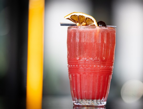 Carnaval: 4 drinques com frutas e baixo teor alcoólico preparados pelo ...