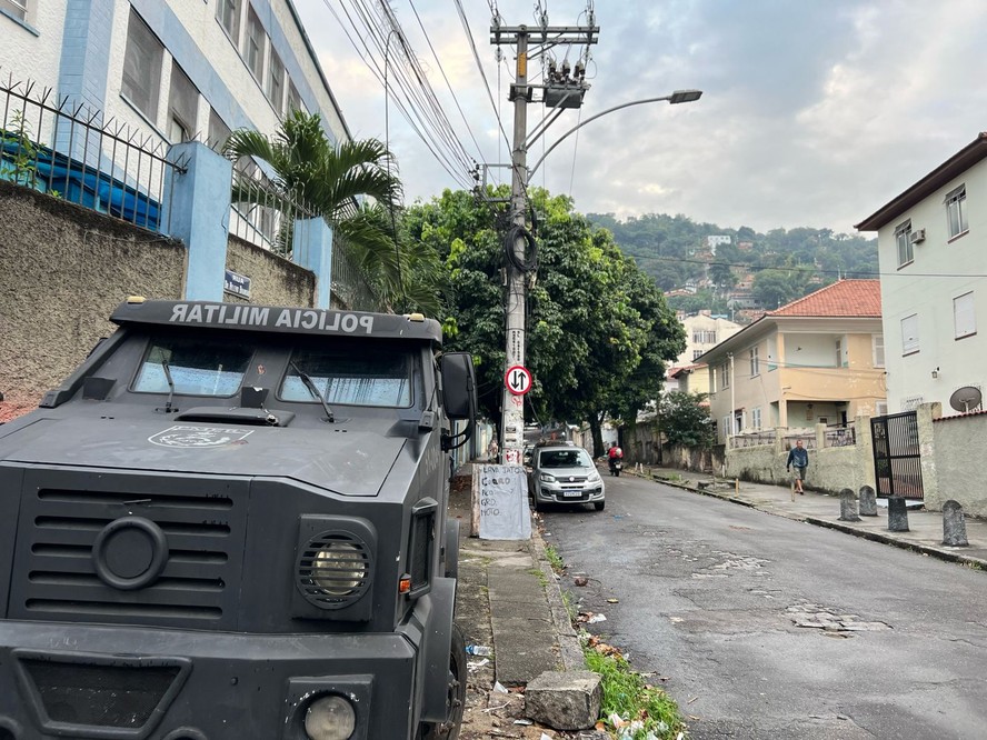 Com guerra entre traficantes desde dezembro, dono de bar perto do Morro ...