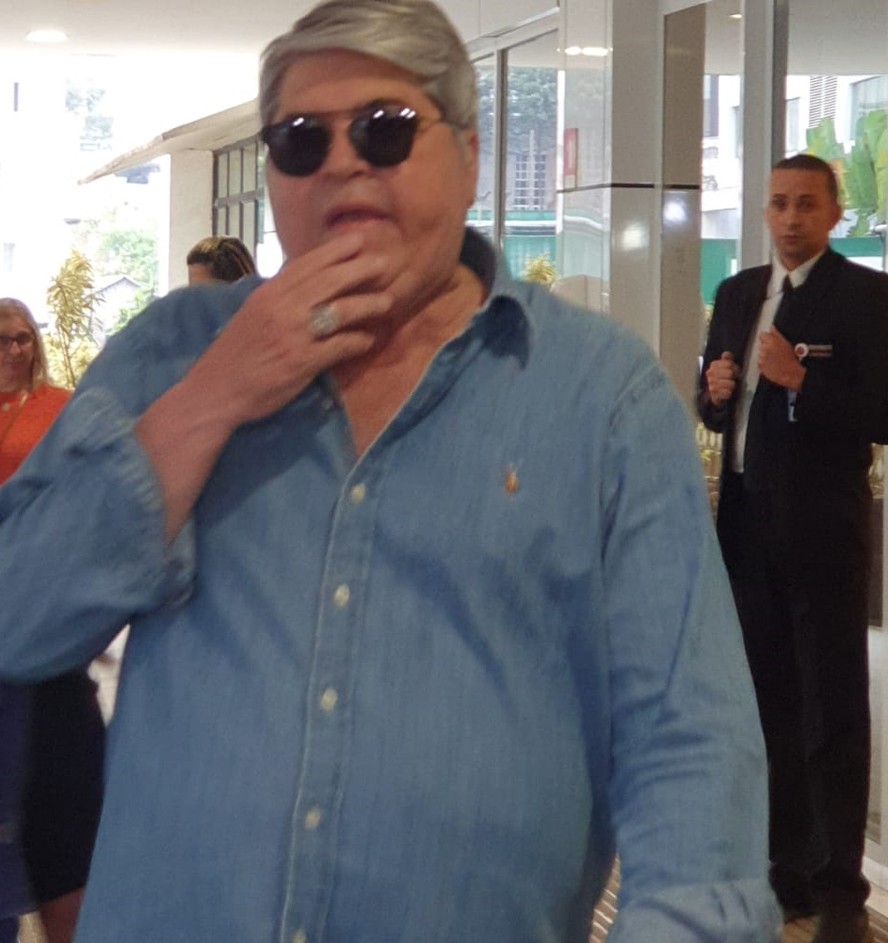 Após cancelar atos de campanha, Datena diz que deve passar por nova ...