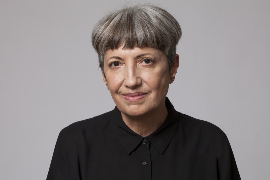 Lenora de Barros chega a 50 anos de carreira com individual na Alemanha ...