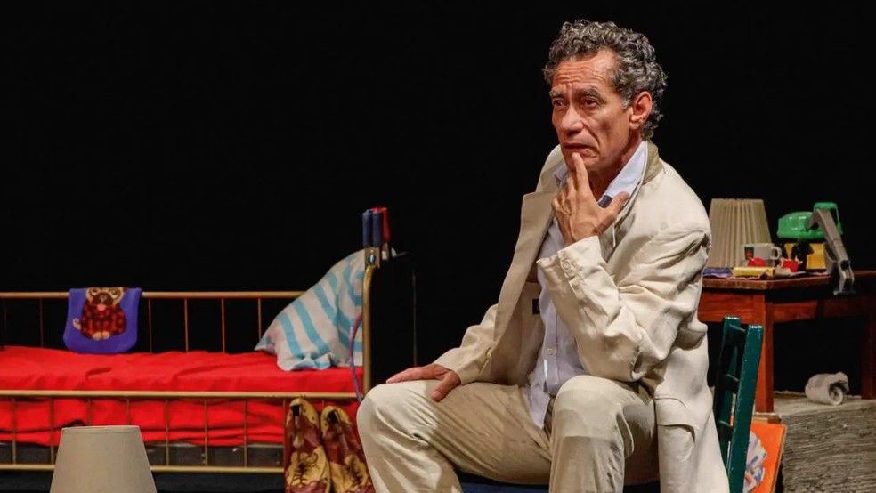 Othon Bastos volta aos palcos, 'Hair' ganha nova versão, e Chico Diaz em ‘A Lua vem da Ásia ...