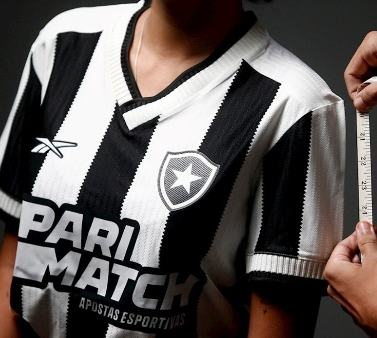 Botafogo lança uniforme de jogo número 1 para a temporada 2024/25; veja ...