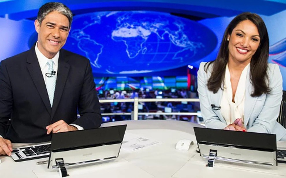 Em tom emocionante, William Bonner anuncia que deixa o Jornal Nacional ...