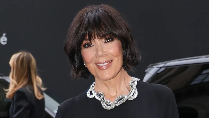 Novo visual de Kris Jenner rouba a cena em Paris: corte bob com franja ...