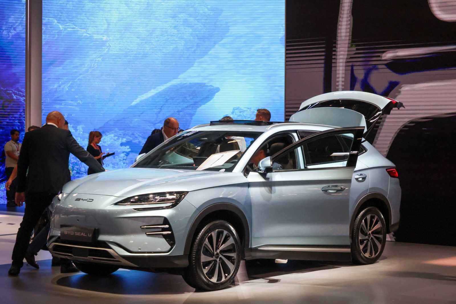 Stellantis, dona de Fiat, Peugeot e Jeep, elevará investimento nos EUA ...