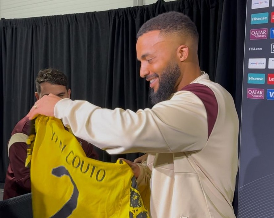 Mundial: após falta dura em campo e polêmica nas redes, Yan Couto e Samuel Xavier 'selam a paz ...