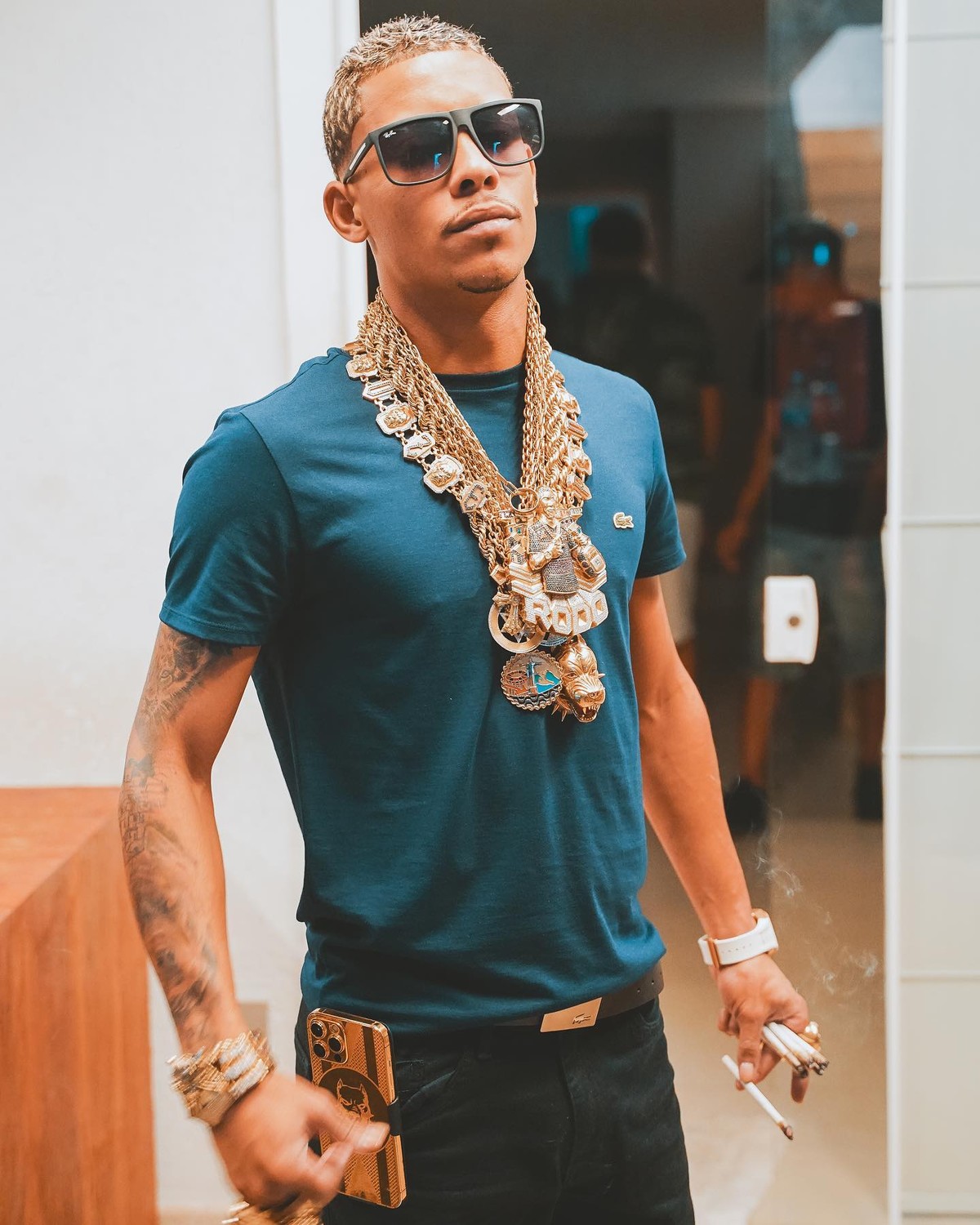 MC Poze: saiba de onde vem a fortuna do funkeiro que foi preso nesta quinta-feira (29)