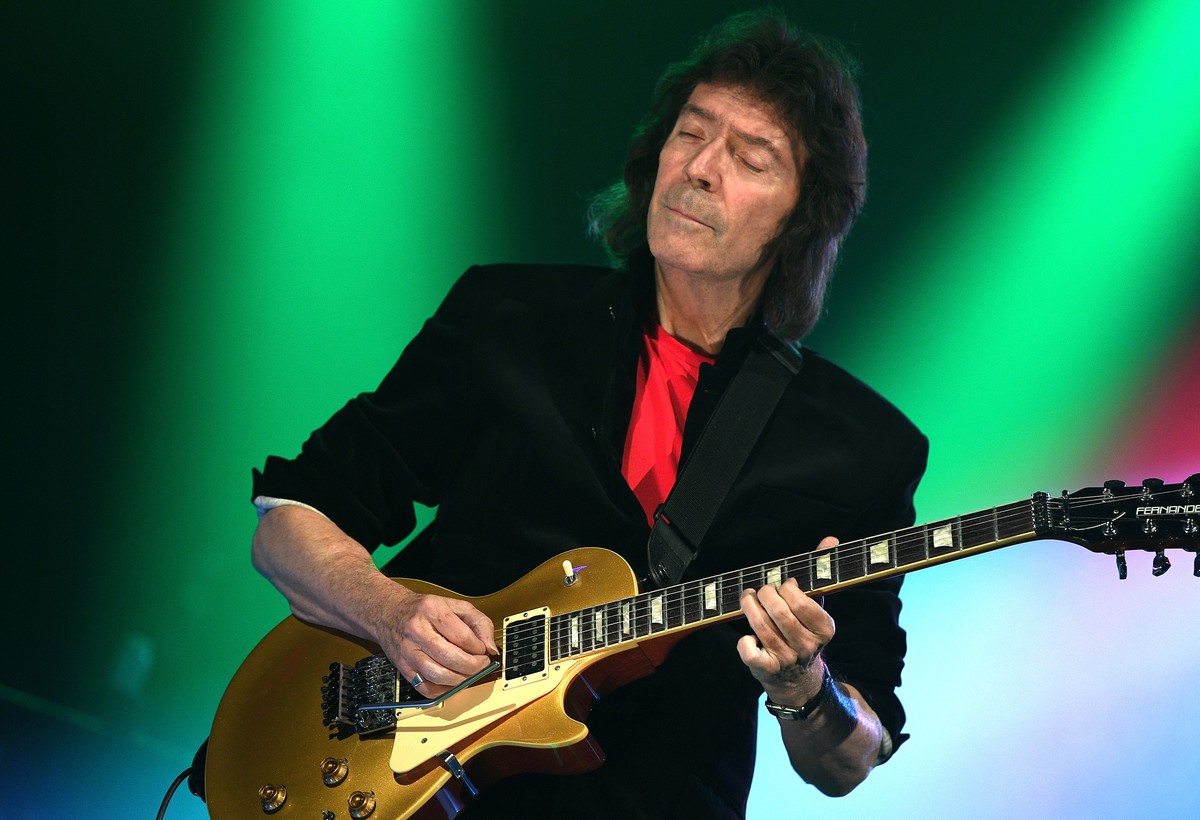 Steve Hackett tocará disco inteiro do Genesis em show gratuito em Niterói