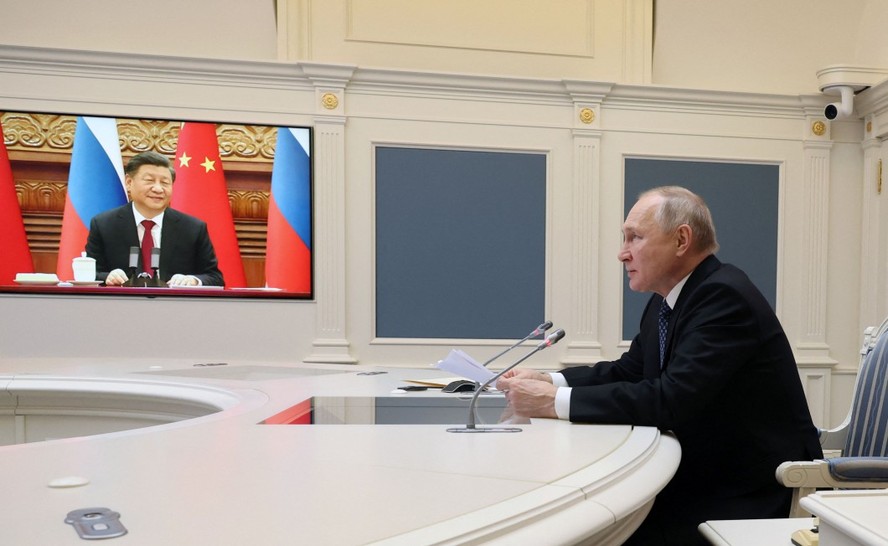 Putin chama Xi para visita a Moscou, mas imprensa chinesa não cita convite