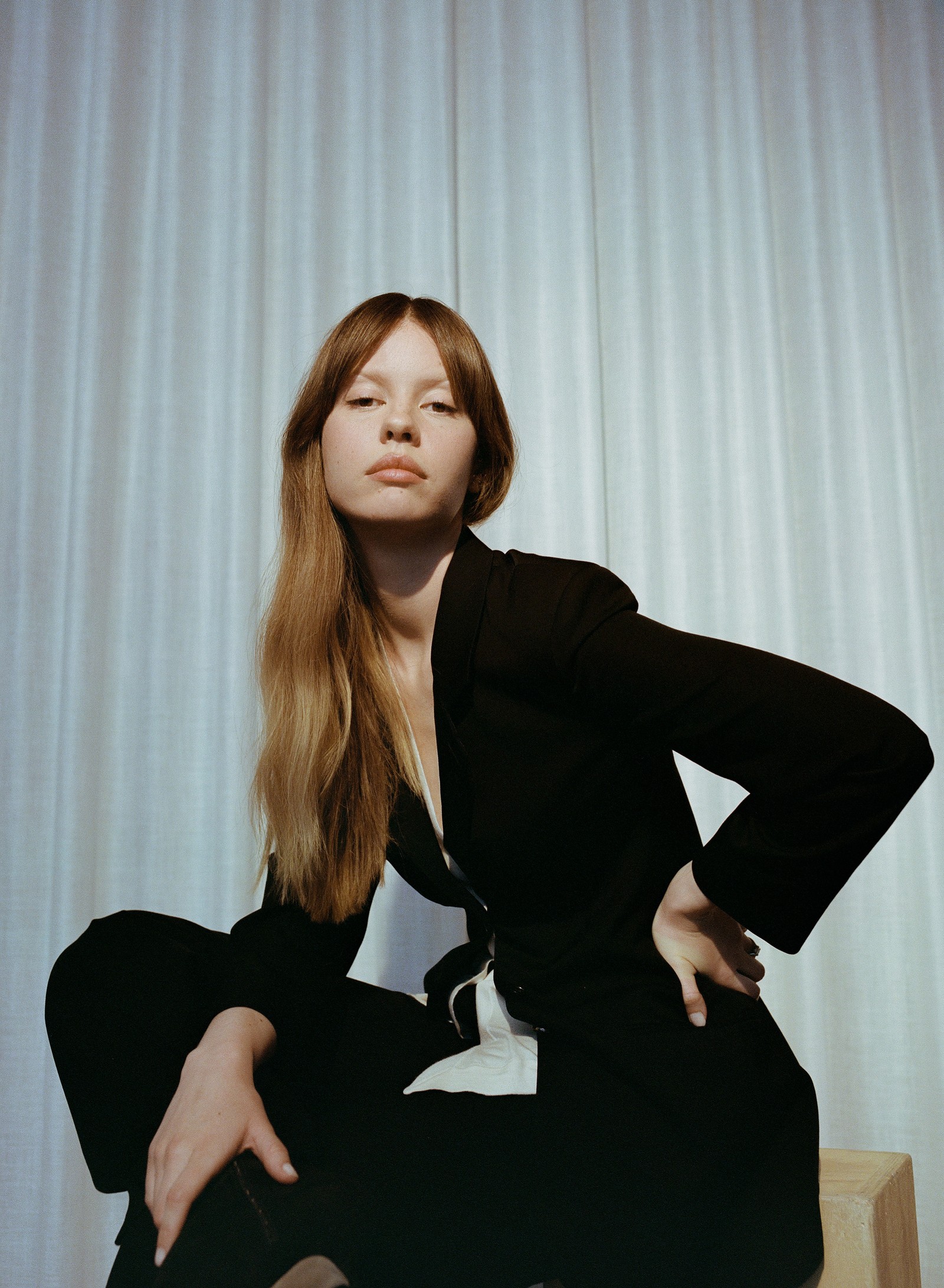 Maria Gladys fala sobre a neta Mia Goth, a nova 'rainha do grito' do ...