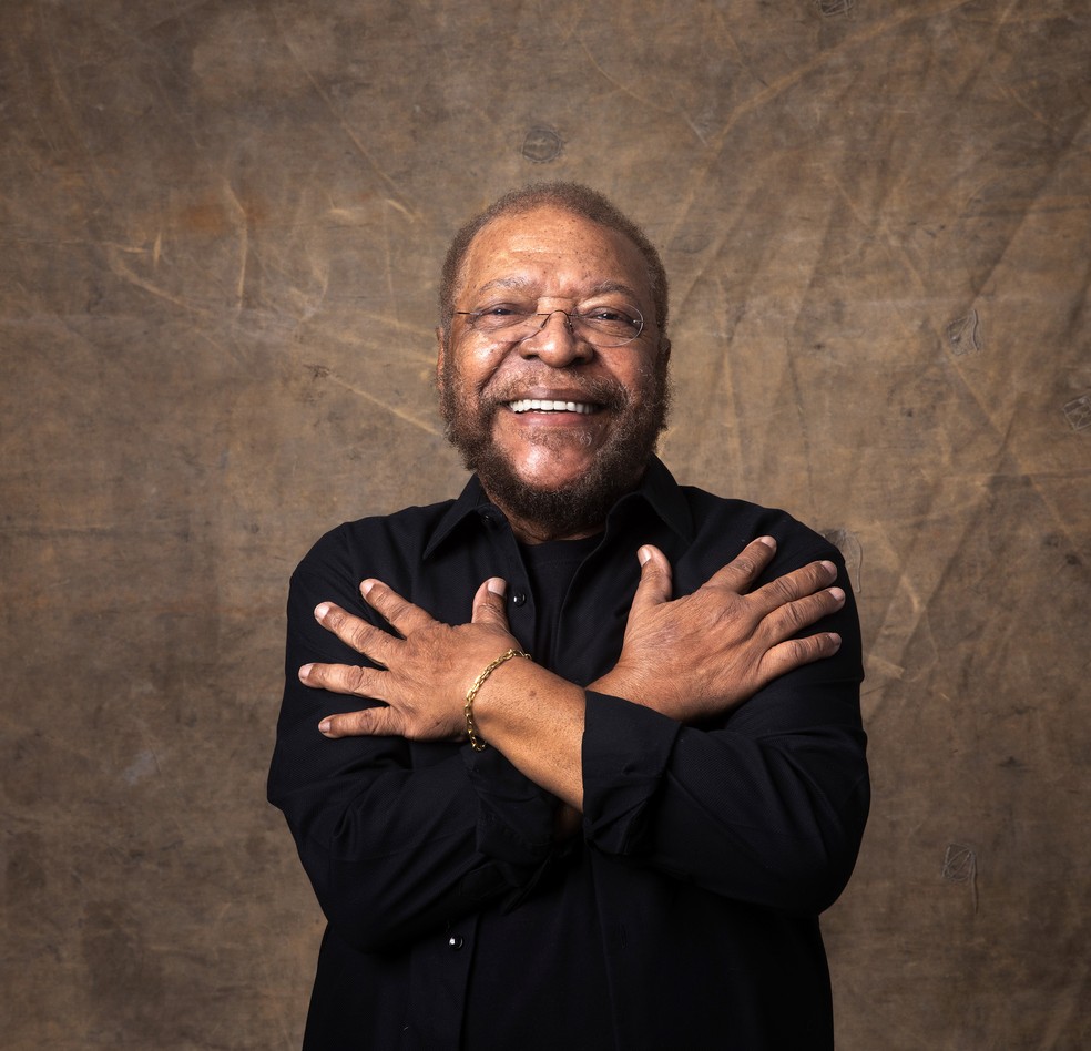 Arnaldo Brandão, Martinho da Vila, Steve Hackett e mais: os shows da semana