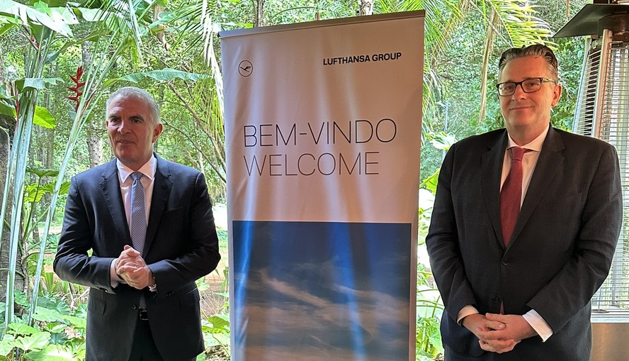 'Gostaria que fabricassem aviões maiores': CEO da Lufthansa incentiva ...