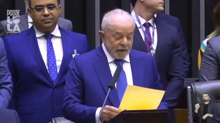 Discurso de Lula ressalta democracia, inclusão, e nega revanchismo