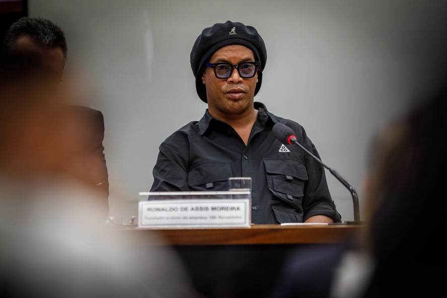 Relatório da CPI das Pirâmides pede o indiciamento de Ronaldinho Gaúcho ...