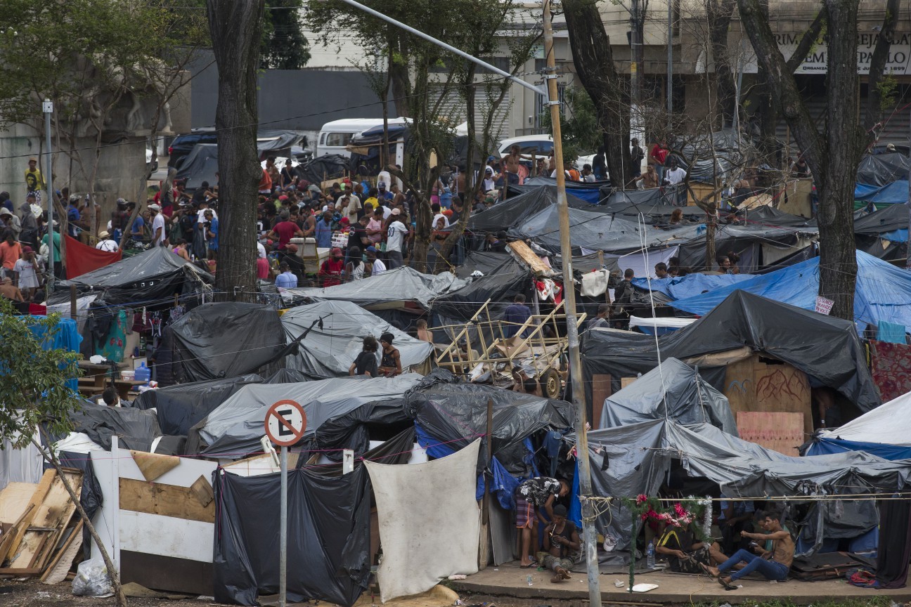 Maior cracolândia de São Paulo desaparece após prisões, e pontos de ...
