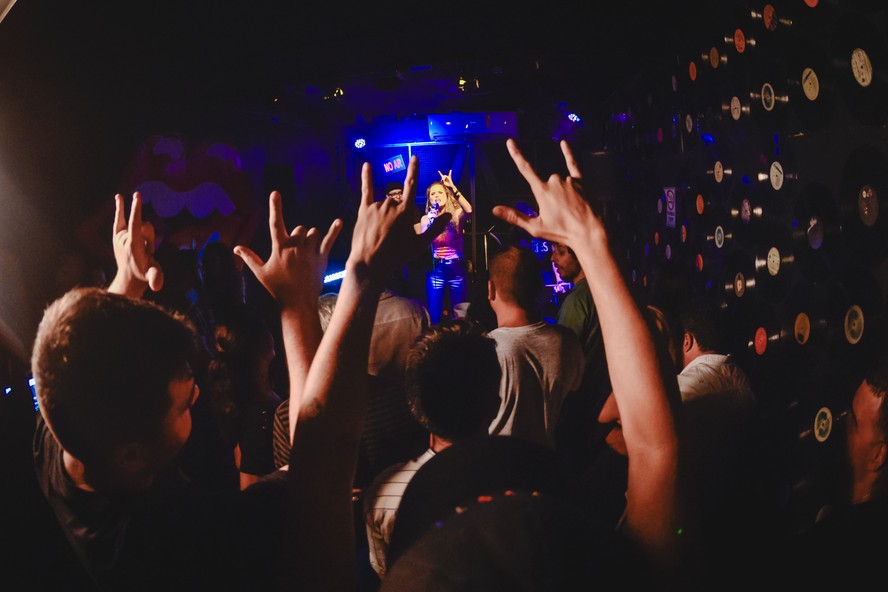 Bar Bukowski celebra 28 anos com festa regada a rock e premiações para ...