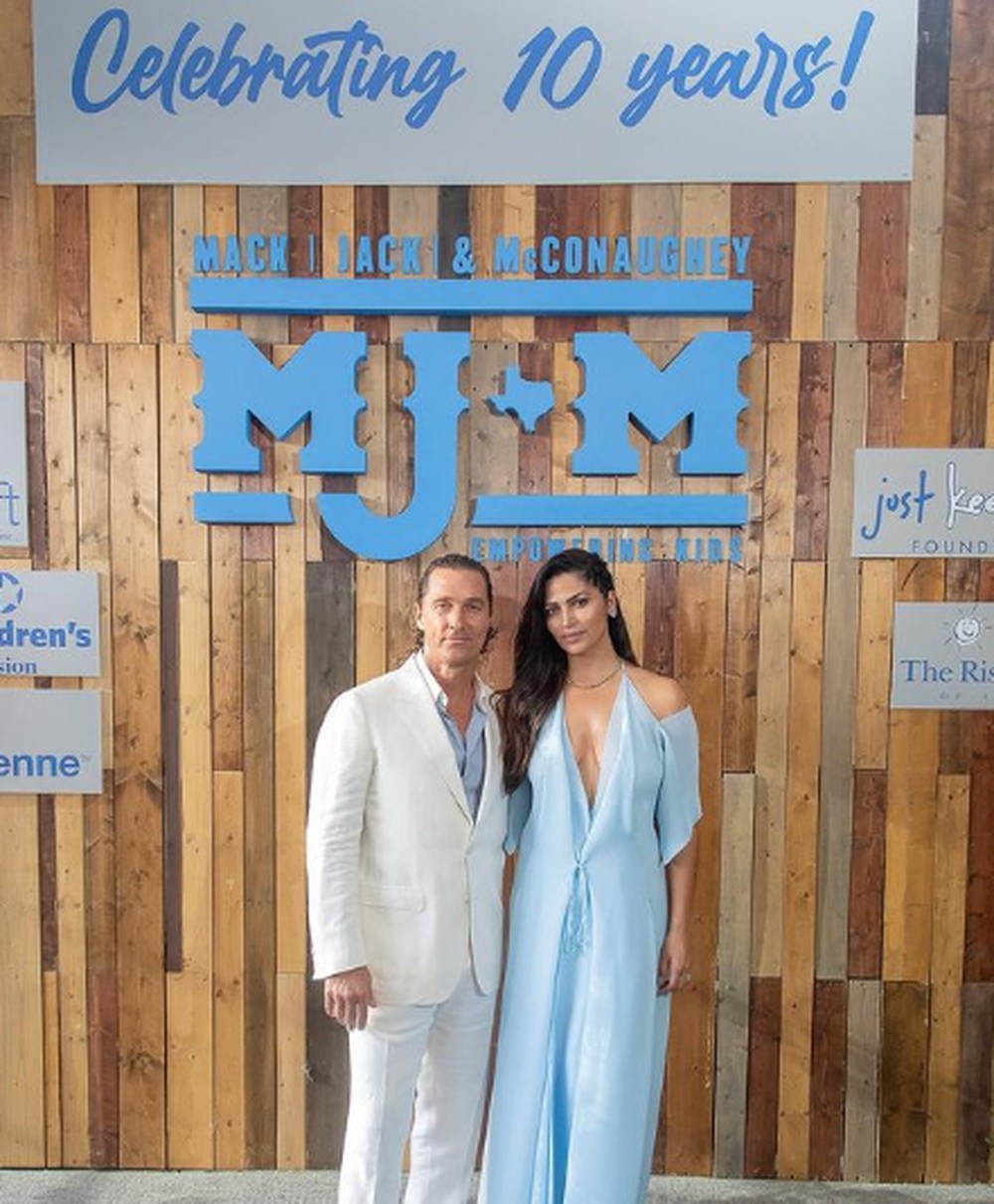 Stalker de Matthew McConaughey é expulsa de evento do ator após ordem ...